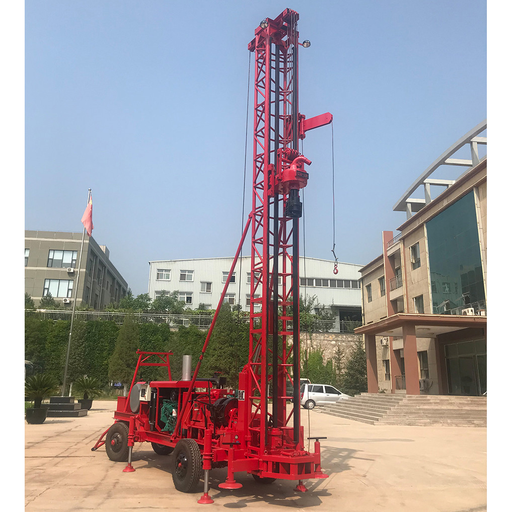Trailer Type Mud Rotary Drilling Rig , Mobile Borehole Drilling Machine ...